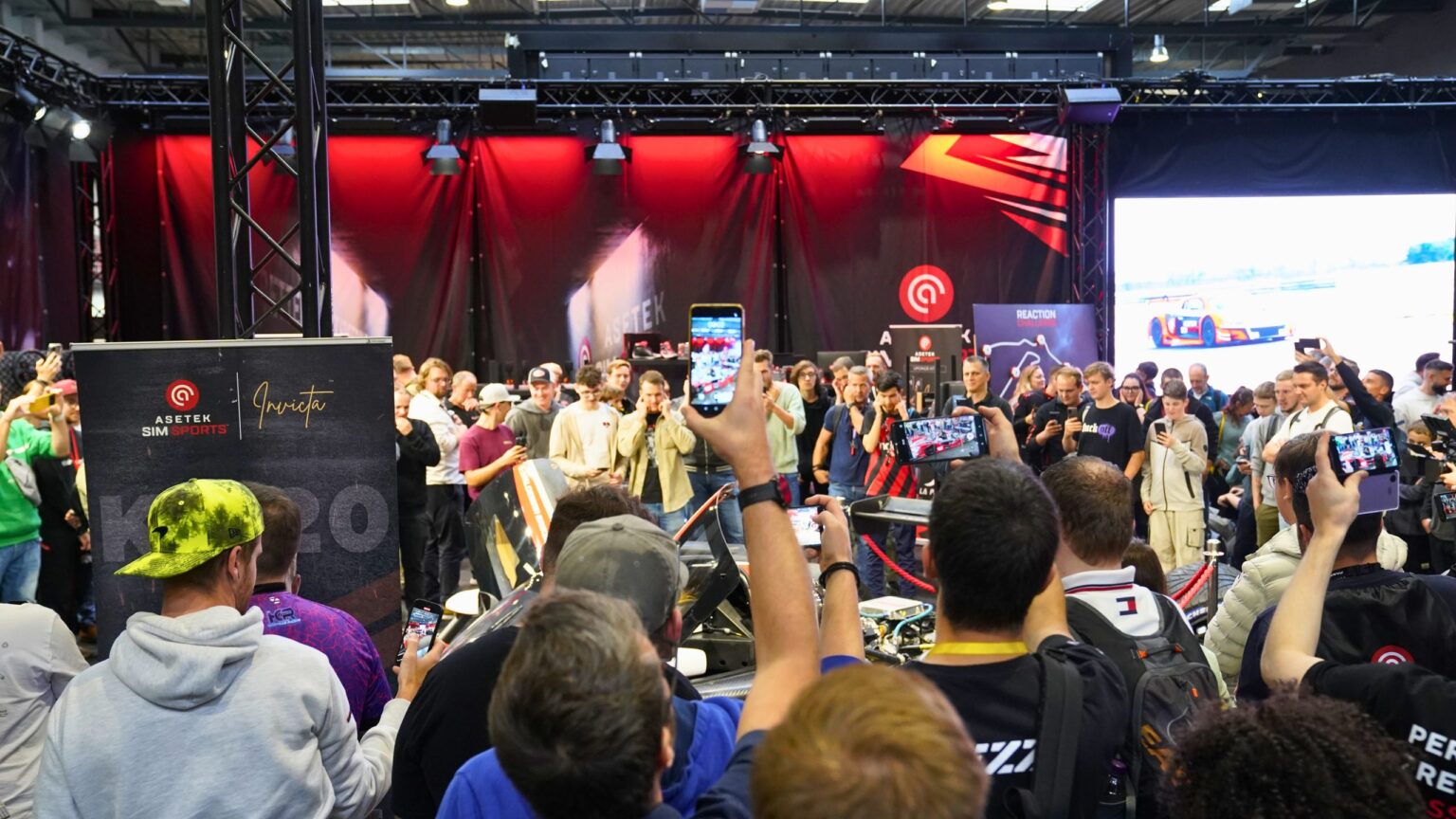 Sim Racing Wheelbases for Beginners: A Complete Guide - Asetek Simsports