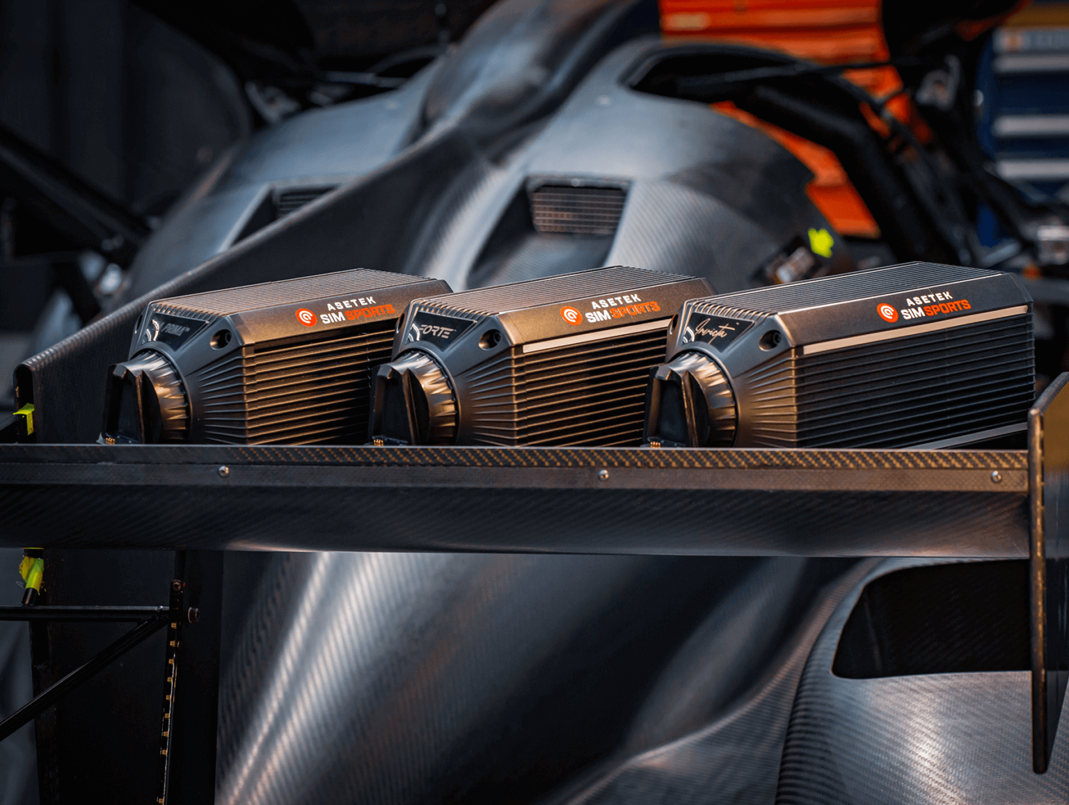 Sim Racing Wheelbases for Beginners: A Complete Guide – Asetek Racing™ EU