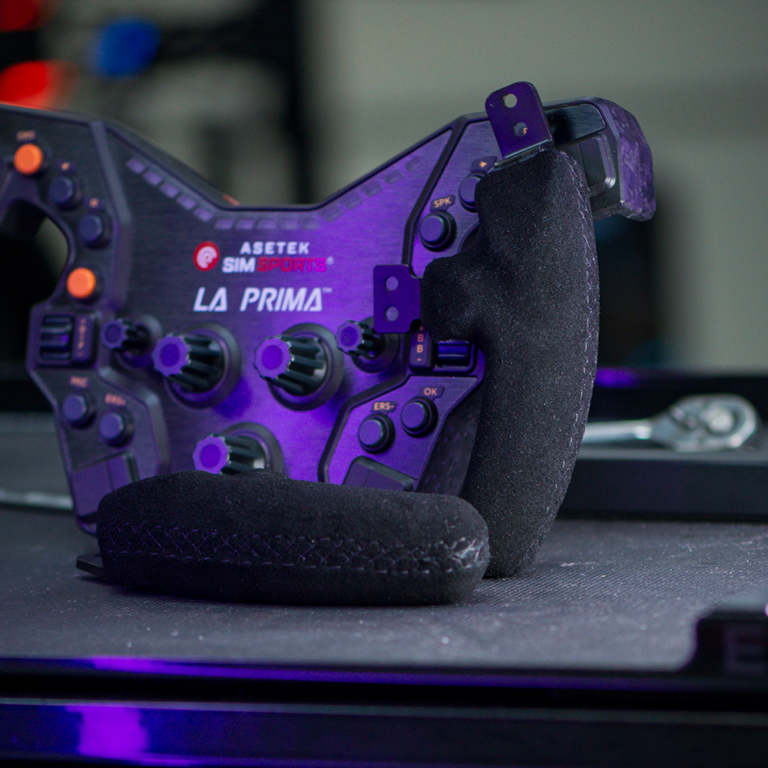 Sim Racing Steering Wheels: See our collection of sim wheels