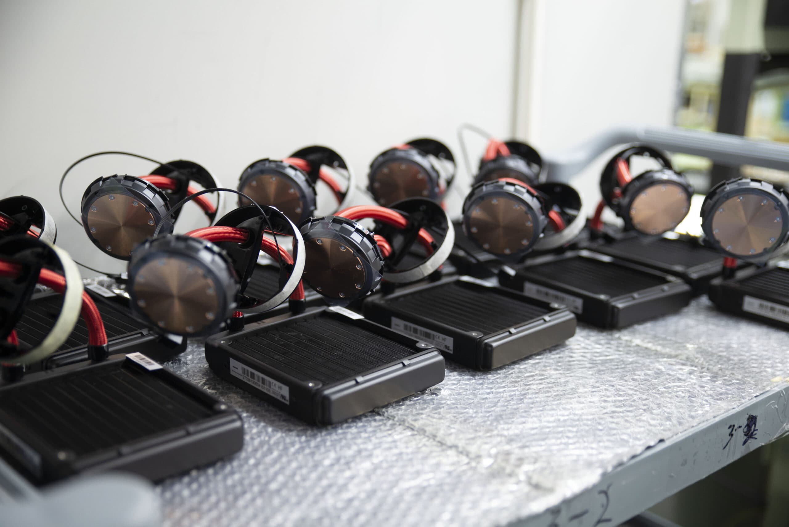 Asetek Liquid Cooled All-In-One PC Prototype - Asetek