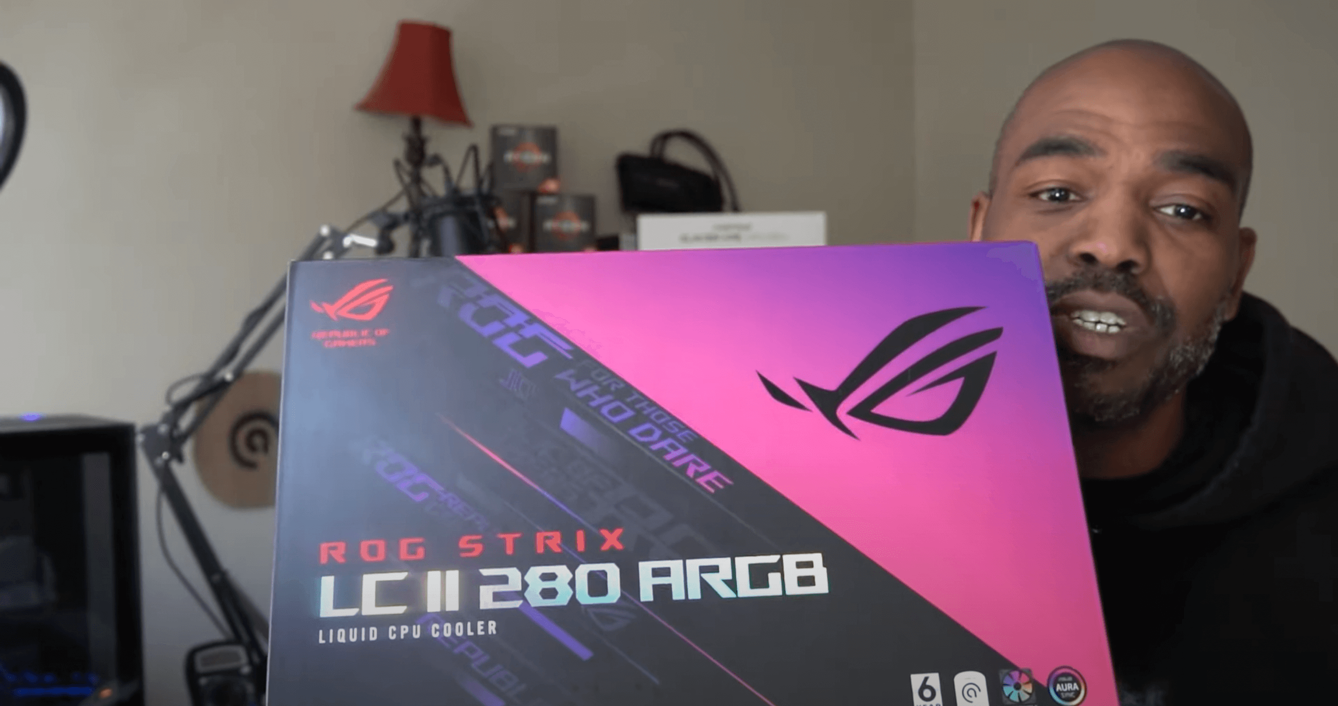 Check Out Our Unboxing of the ASUS ROG Strix II - Asetek