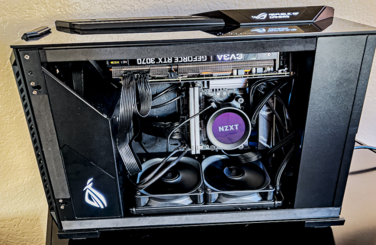 Portable Powerhouse: The Perfect Gaming Rig for On The Go - Asetek